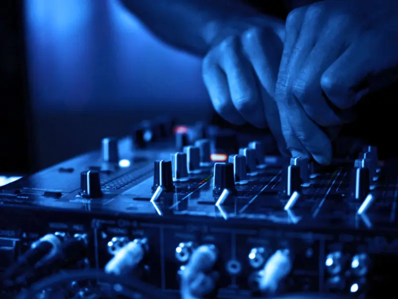 Austin Entertainment Tours | Corporate Tours | Austin Party Ride